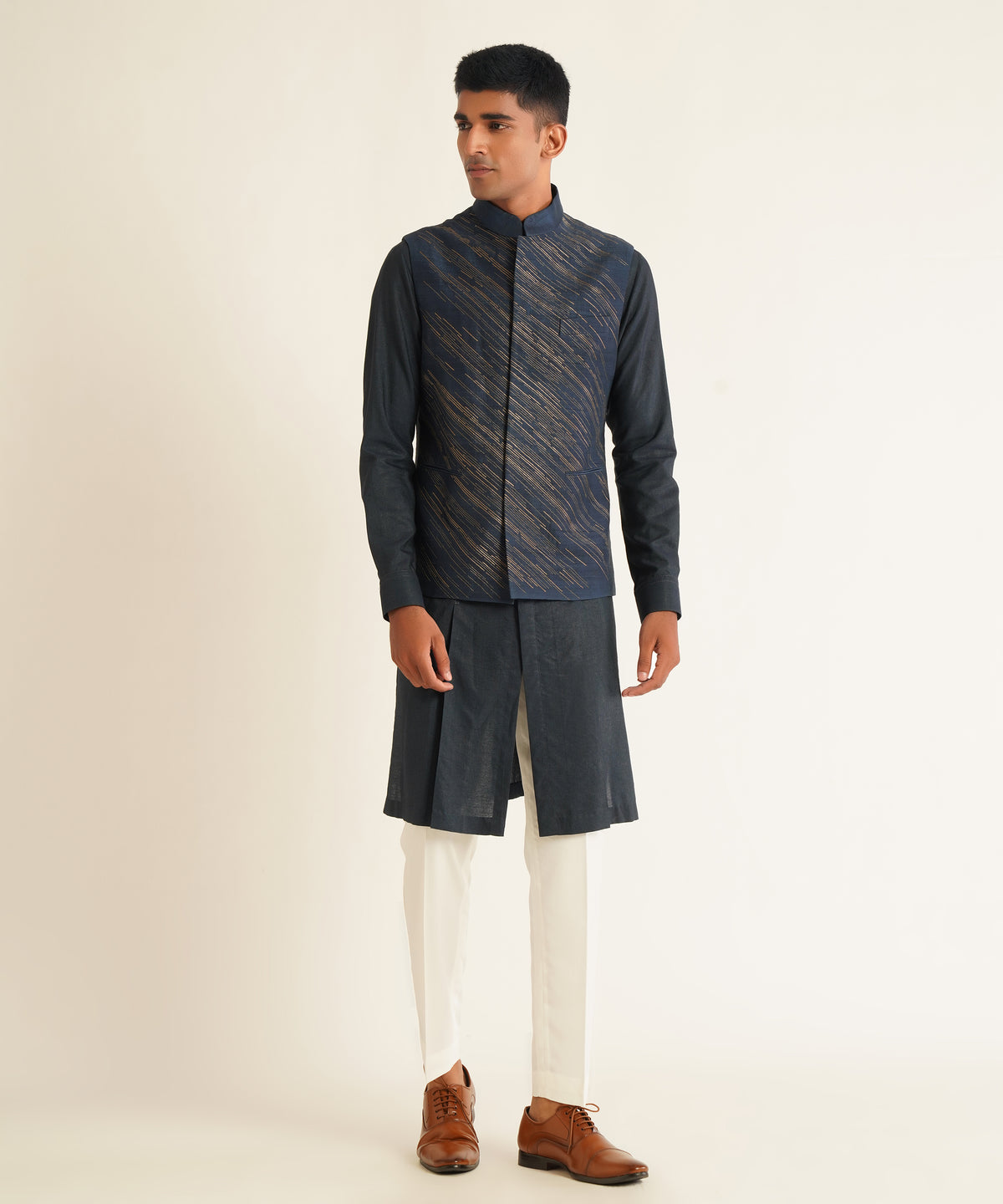 Silk Embroidered Jawahar Jacket – DHRUV VAISH